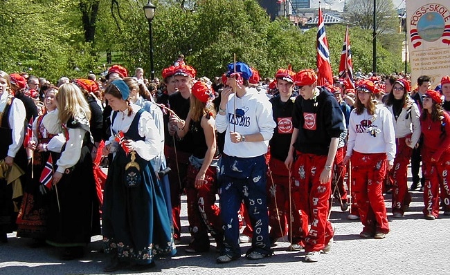 תהלוכת חגיגות ה-Russefeiring - נורבגיה 2026